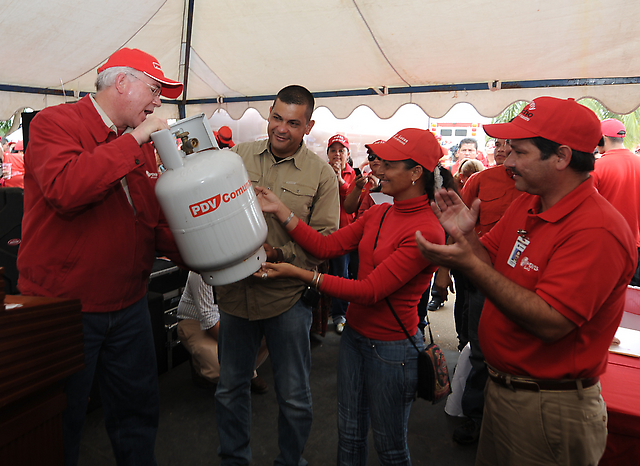 Consejos Comunales garantizarán distribución de bombonas en el Zulia