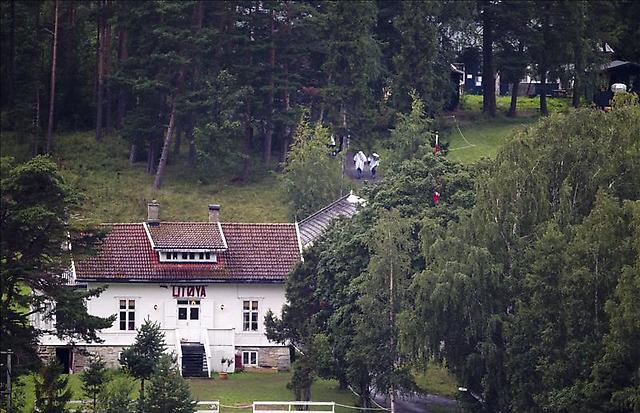 Noruega: Sobrevivientes de la matanza de Utoya vuelven a la isla