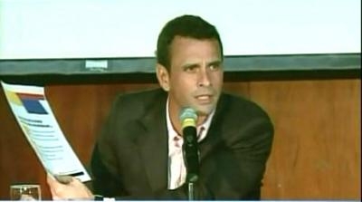 Con discurso de campaña electoral Capriles ataca medidas económicas