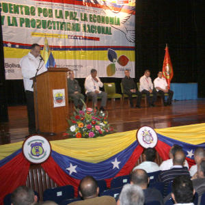 Gobierno busca “vincular de manera perfecta” negocio privado de la ...