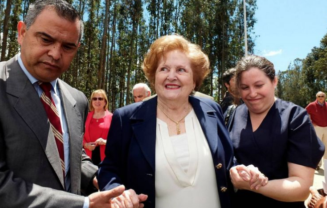 Chile: Fallo ordena a nieta de Pinochet devolver terrenos indígenas