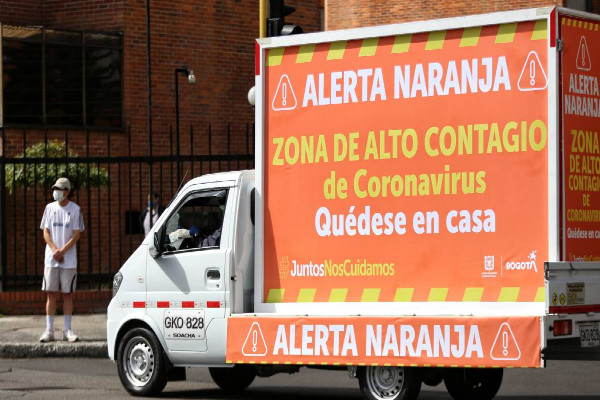 (VIDEOS) Bogotá decreta la alerta naranja tras superar el 55 % de la ...