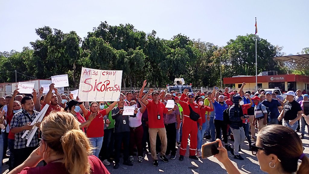 (VIDEO) Trabajadores de PDVSA Oriente protestaron exigiendo restitución ...