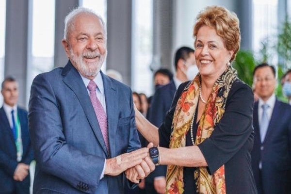 (VIDEOS) Dilma Rousseff asume Presidencia del Banco Desarrollo del Brics