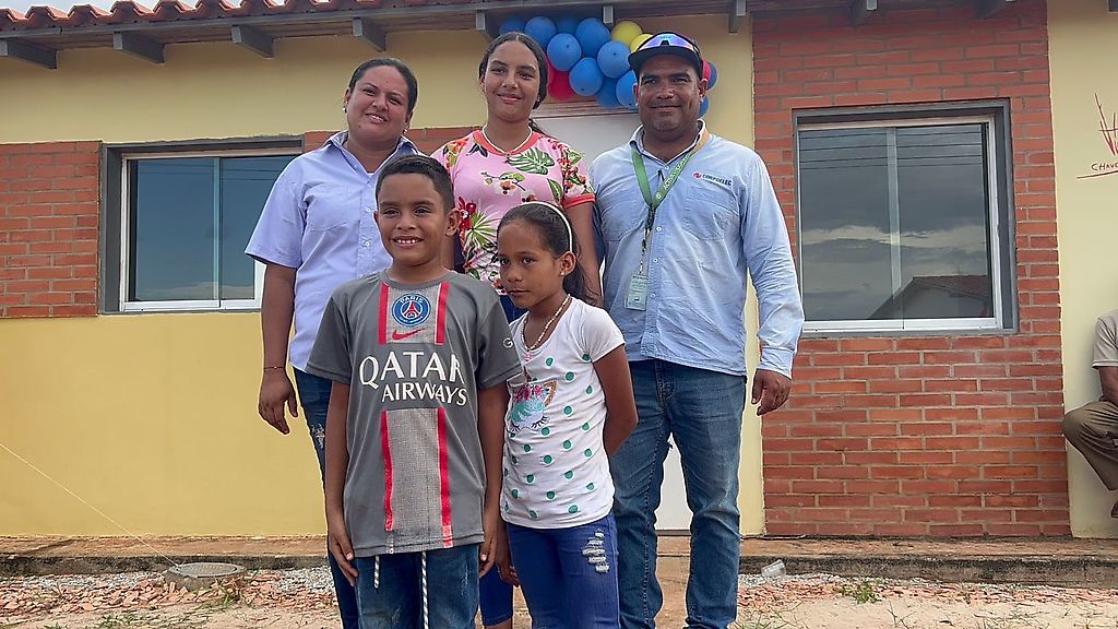 Mppee entrega 60 viviendas a fuerza trabajadora del sector eléctrico en ...