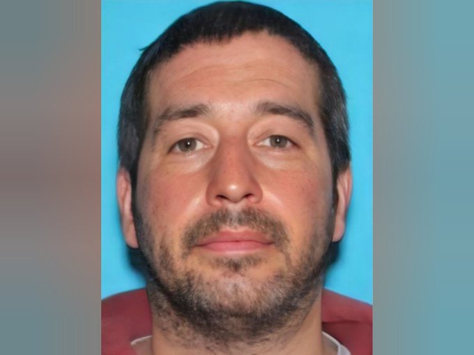 (VIDEO) Encuentran muerto al supuesto autor de la masacre de Maine