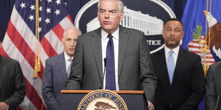 Gobierno de Biden celebra decomiso del avión venezolano de Emtrasur ...