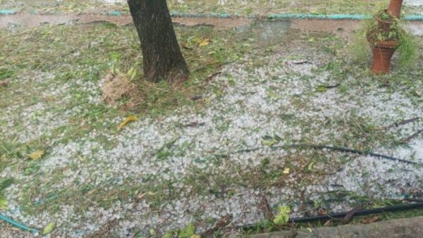 Cuba: intensas lluvias, tornado y granizadas caen en La Habana